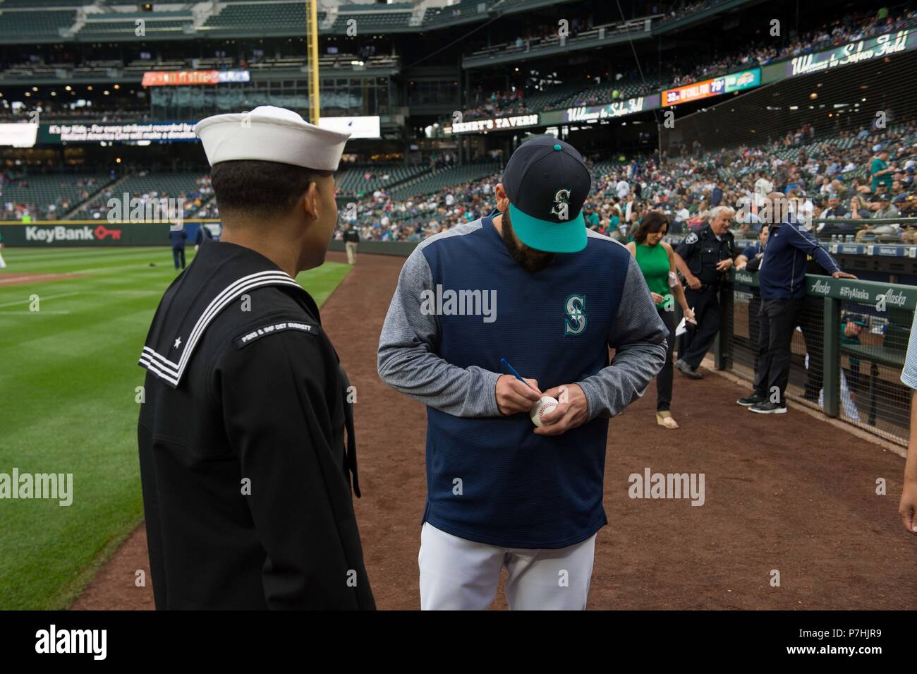 180629-N-DA737-0032 Everett, Wash. (June 29, 2018) Seattle Mariners ...