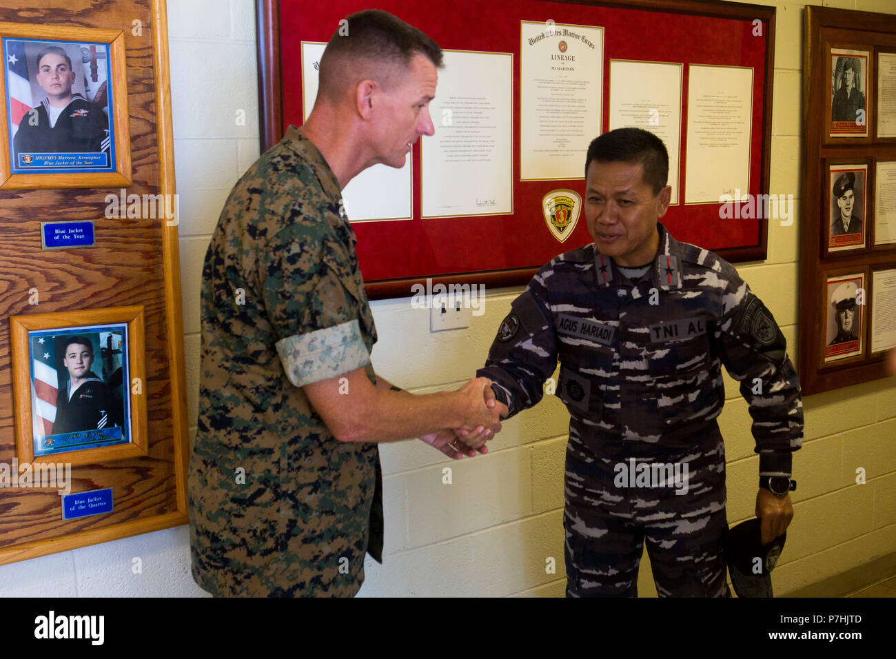 180629-M-ZO893-2030 MARINE CORPS BASE HAWAII (June 29, 2018) U.S ...