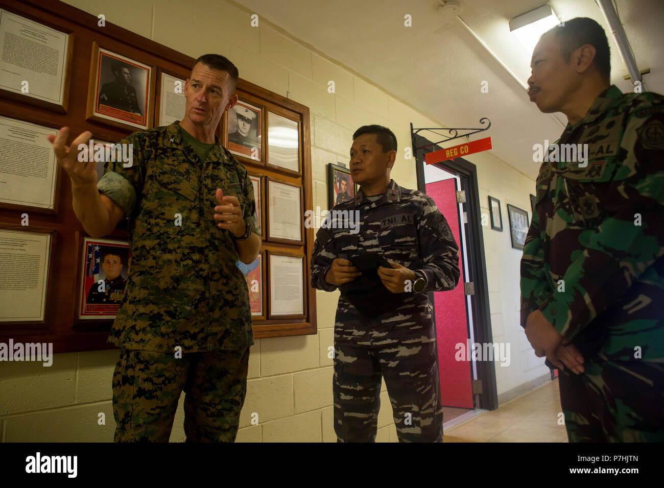 180629-M-ZO893-2030 MARINE CORPS BASE HAWAII (June 29, 2018) U.S ...