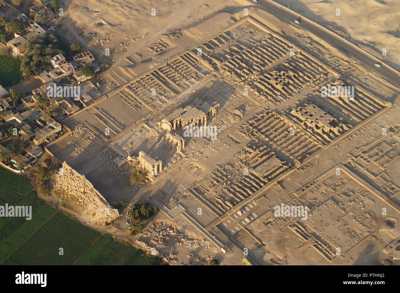 Templo de osiris hi-res stock photography and images - Alamy