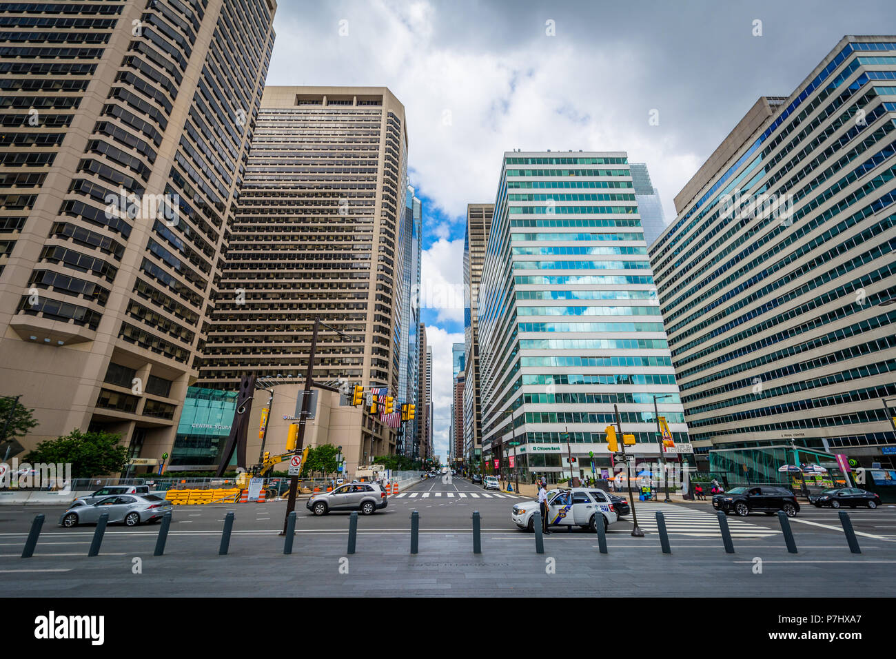 Penn square hi-res stock photography and images - Alamy