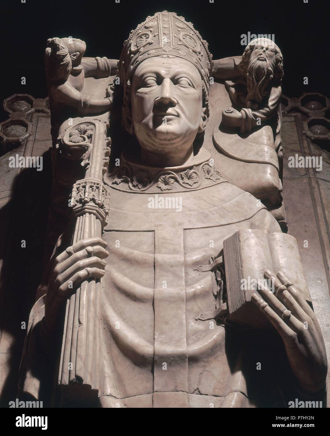 CAPILLA ANAYA SEPULCRO DE ANAYA 1437. Location: CATEDRAL VIEJA ...