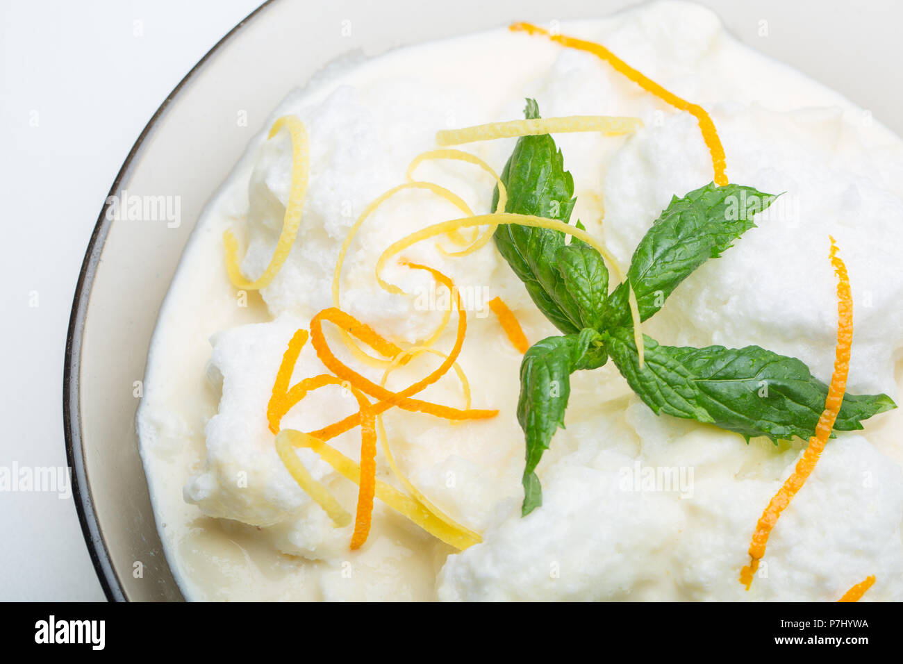 Floating islands dessert hi-res stock photography and images - Alamy