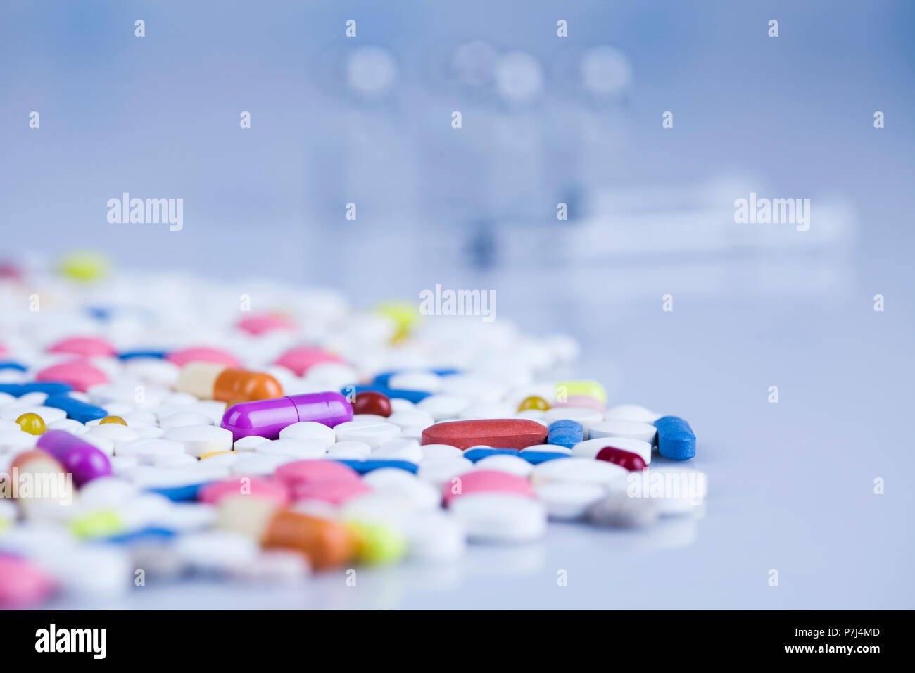 Healthy background, Pills, Tablets, Capsule background Stock Photo - Alamy