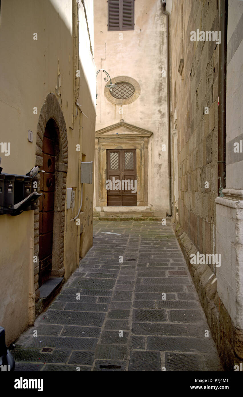 Ally way hi-res stock photography and images - Alamy