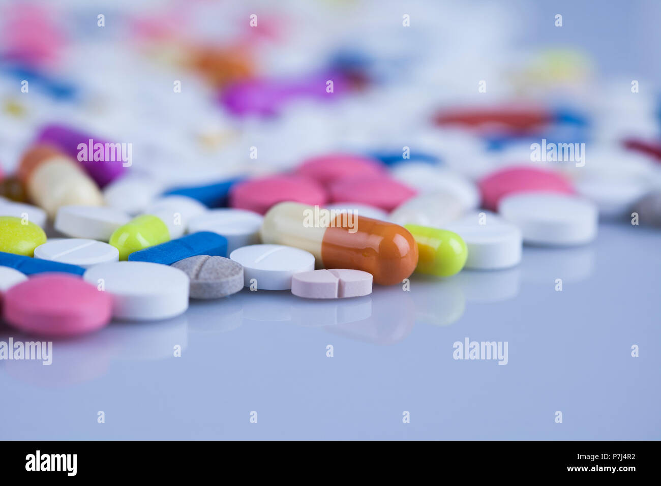 Healthy background, Pills, Tablets, Capsule background Stock Photo - Alamy
