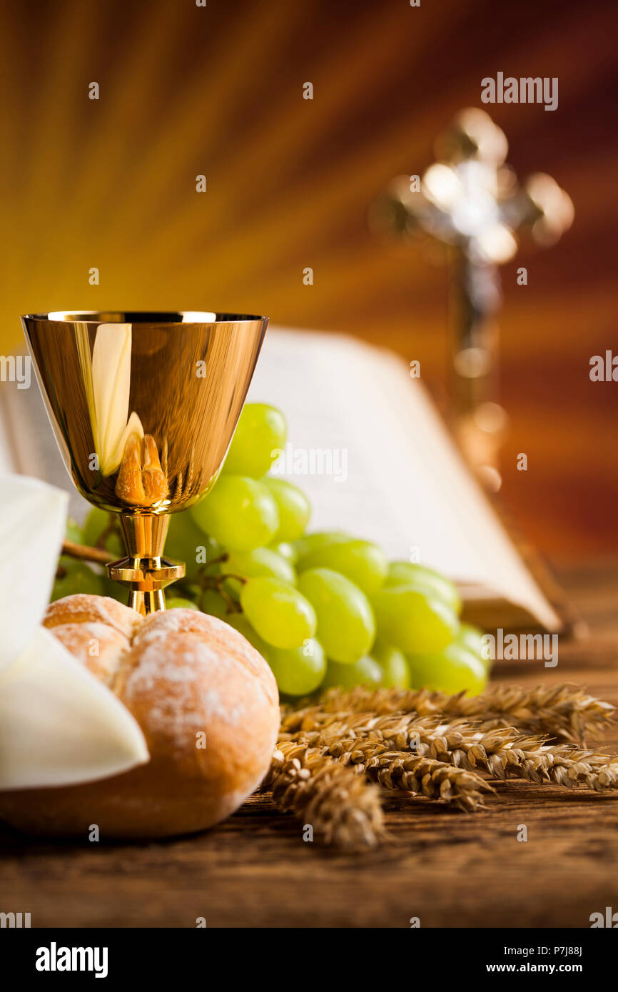 Sacrament of communion, Eucharist symbol Stock Photo - Alamy