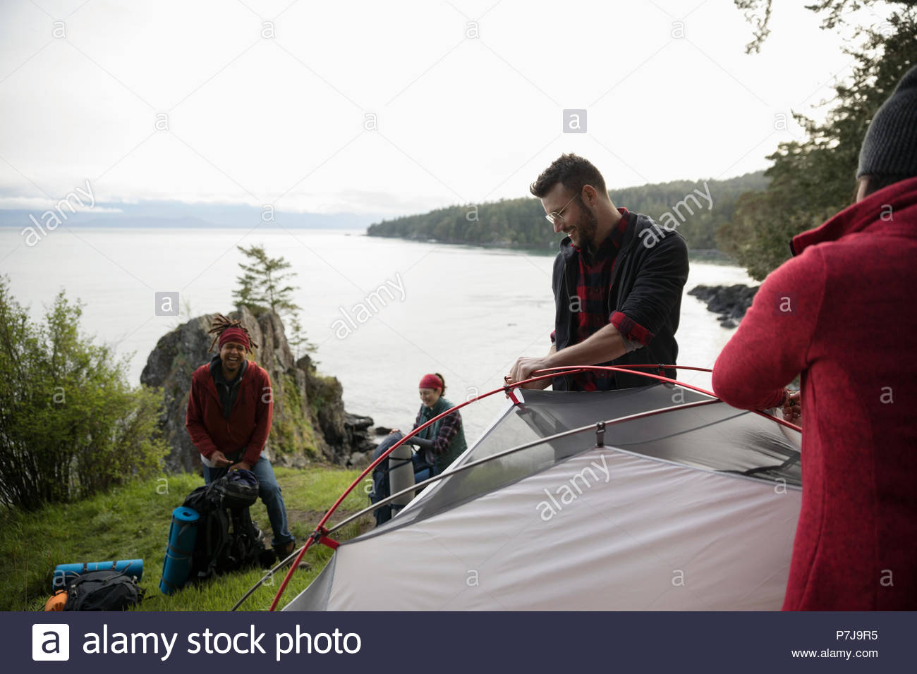 Cliff campsite hi-res stock photography and images - Alamy