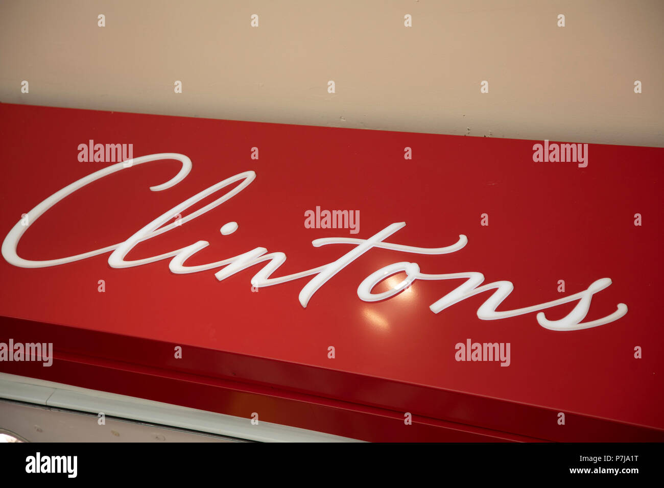 Clintons cards hi-res stock photography and images - Alamy