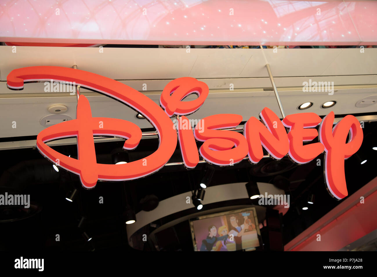 Walt disney company hi-res stock photography and images - Alamy