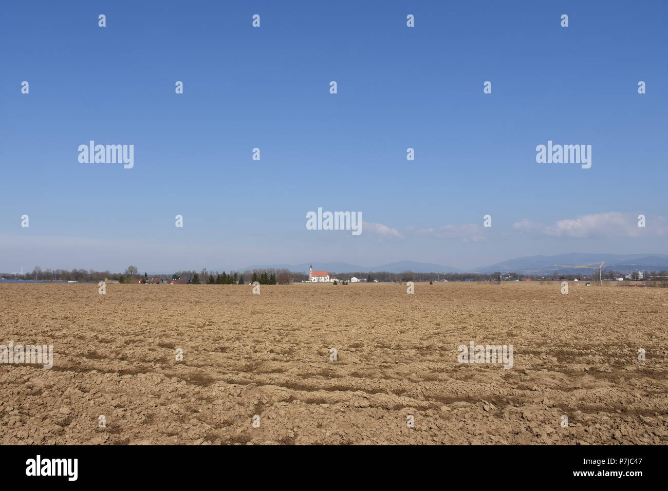 Aholming, Felder, Feld, Acker, gepflügt, umgepflügt, Scholle, Erde ...