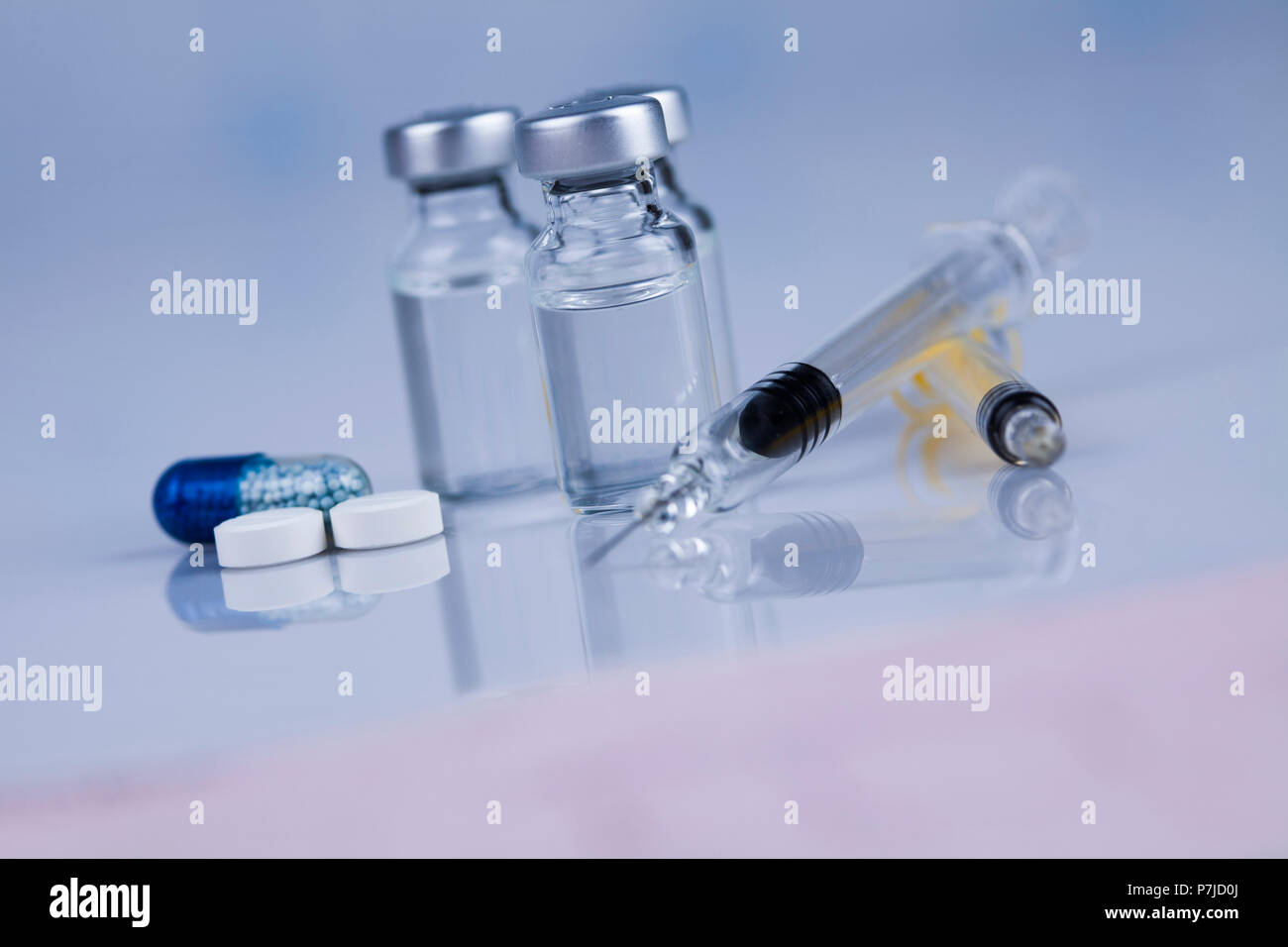 Pills, Tablets, Capsule, Medical background Stock Photo - Alamy