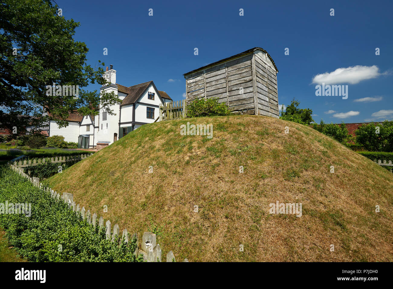 Boscobel house oak hi-res stock photography and images - Alamy
