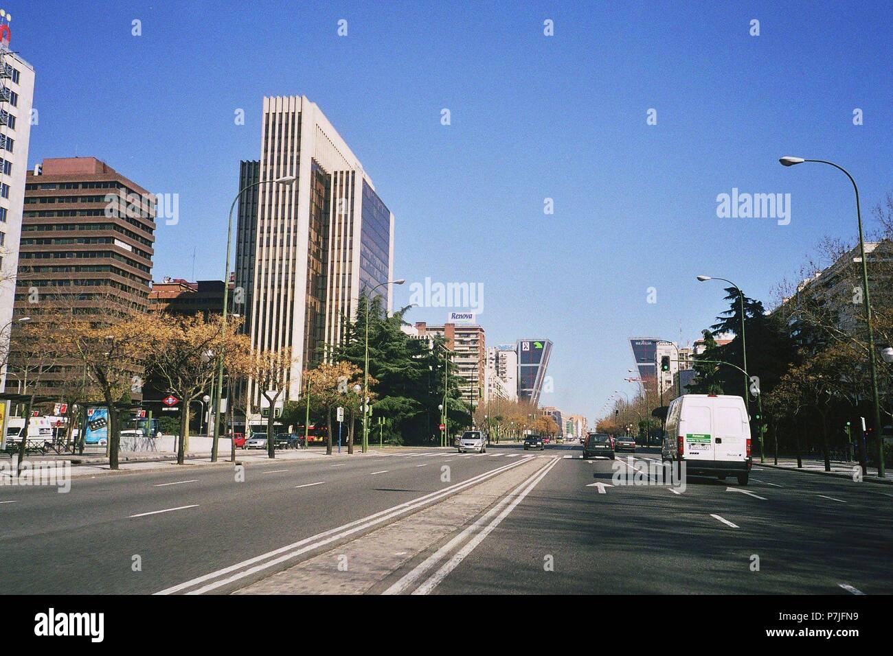 PASEO DE LA CASTELLANA. Location: EXTERIOR, SPAIN Stock Photo - Alamy