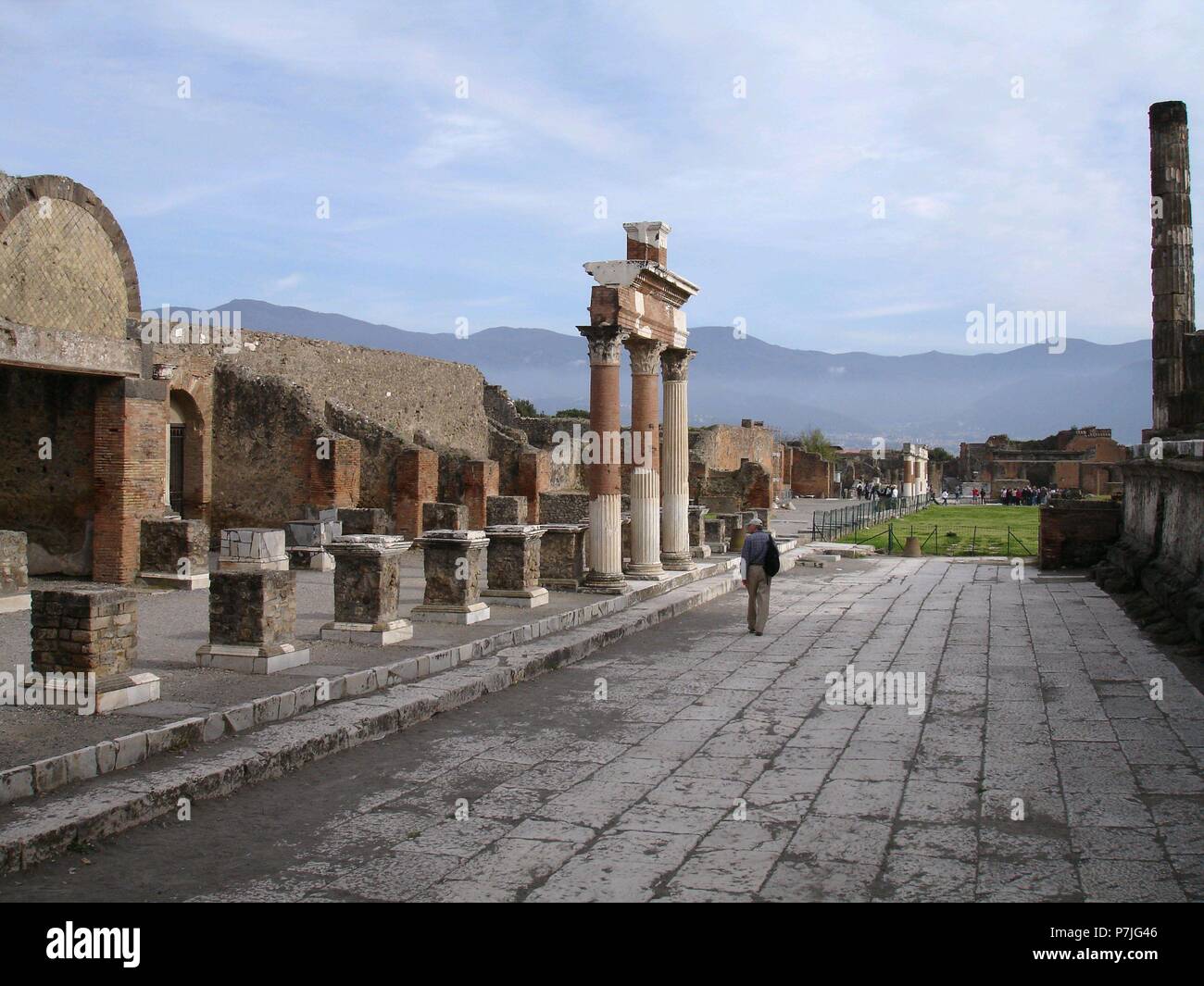 Foro de pompeya hi-res stock photography and images - Alamy