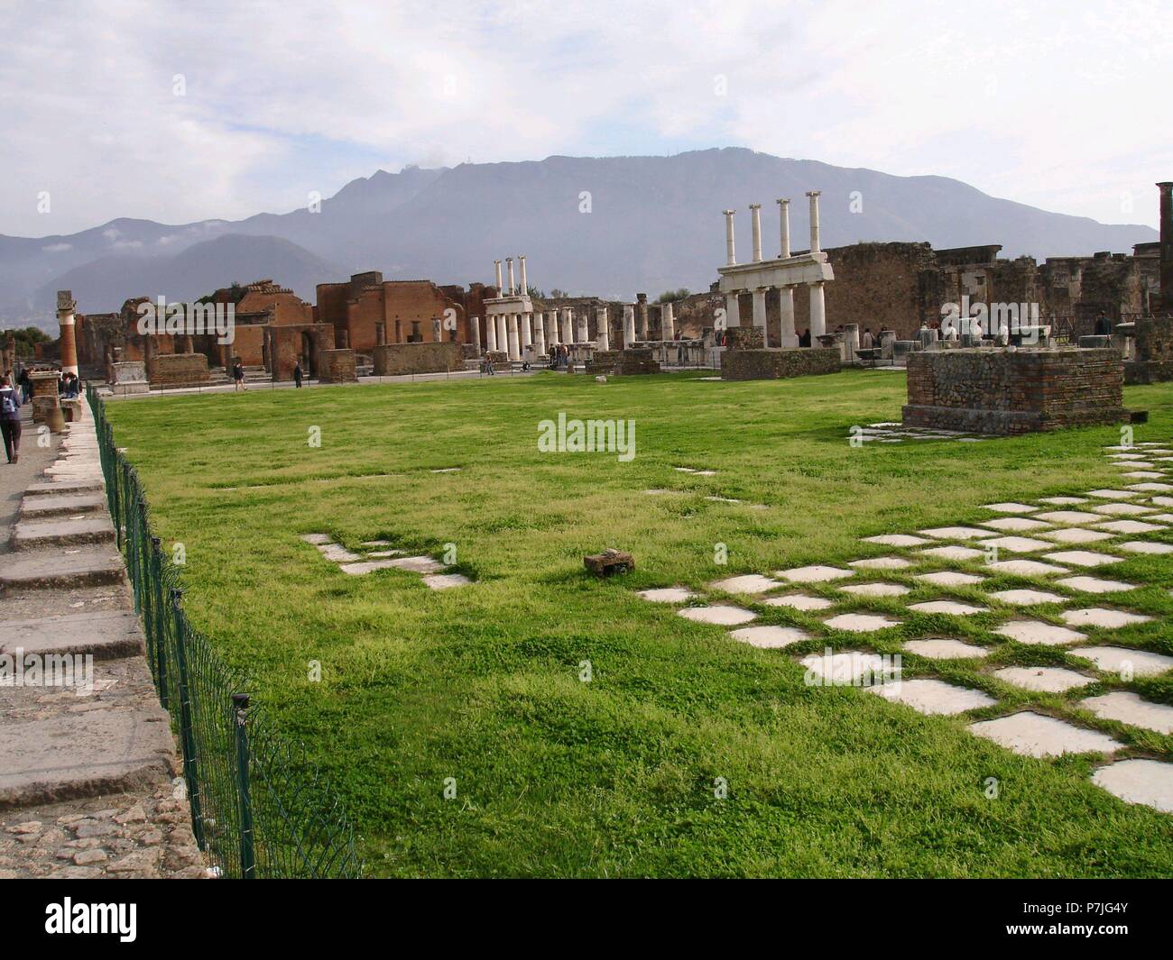 Foro de pompeya hi-res stock photography and images - Alamy