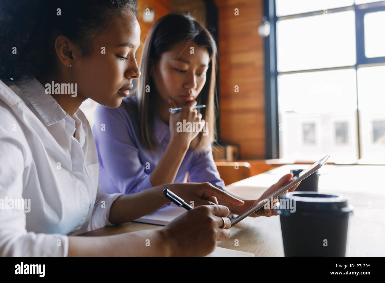 Small co working space hi-res stock photography and images - Alamy