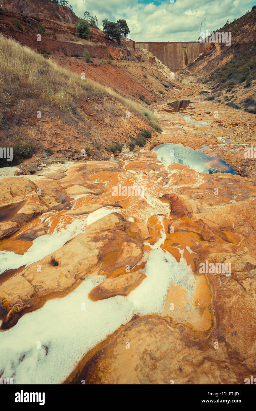 Extracted minerals hi-res stock photography and images - Alamy