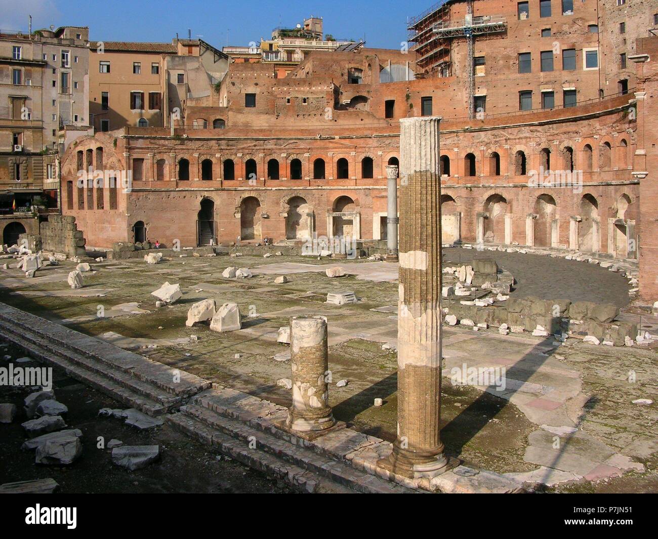 Foro imperial de roma hi-res stock photography and images - Alamy