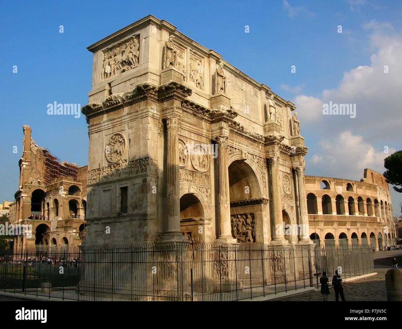 ARCO DEL TRIUNFO ERIGIDO EN CONMEMORACION DE LA VICTORIA DE CONSTANTINO ...