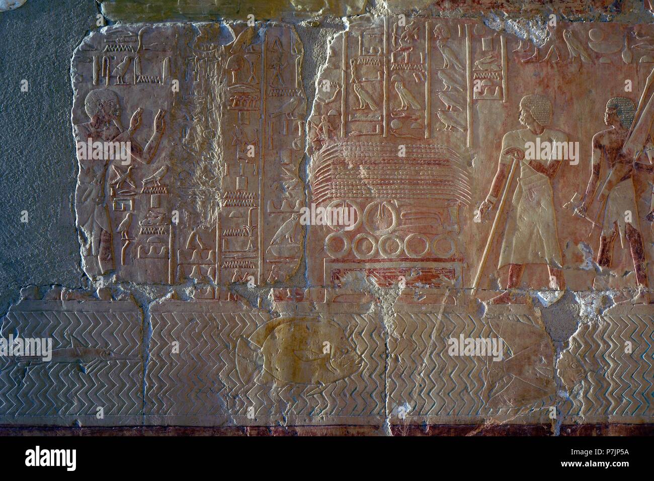 Hatshepsut temple punt relief hi-res stock photography and images - Alamy