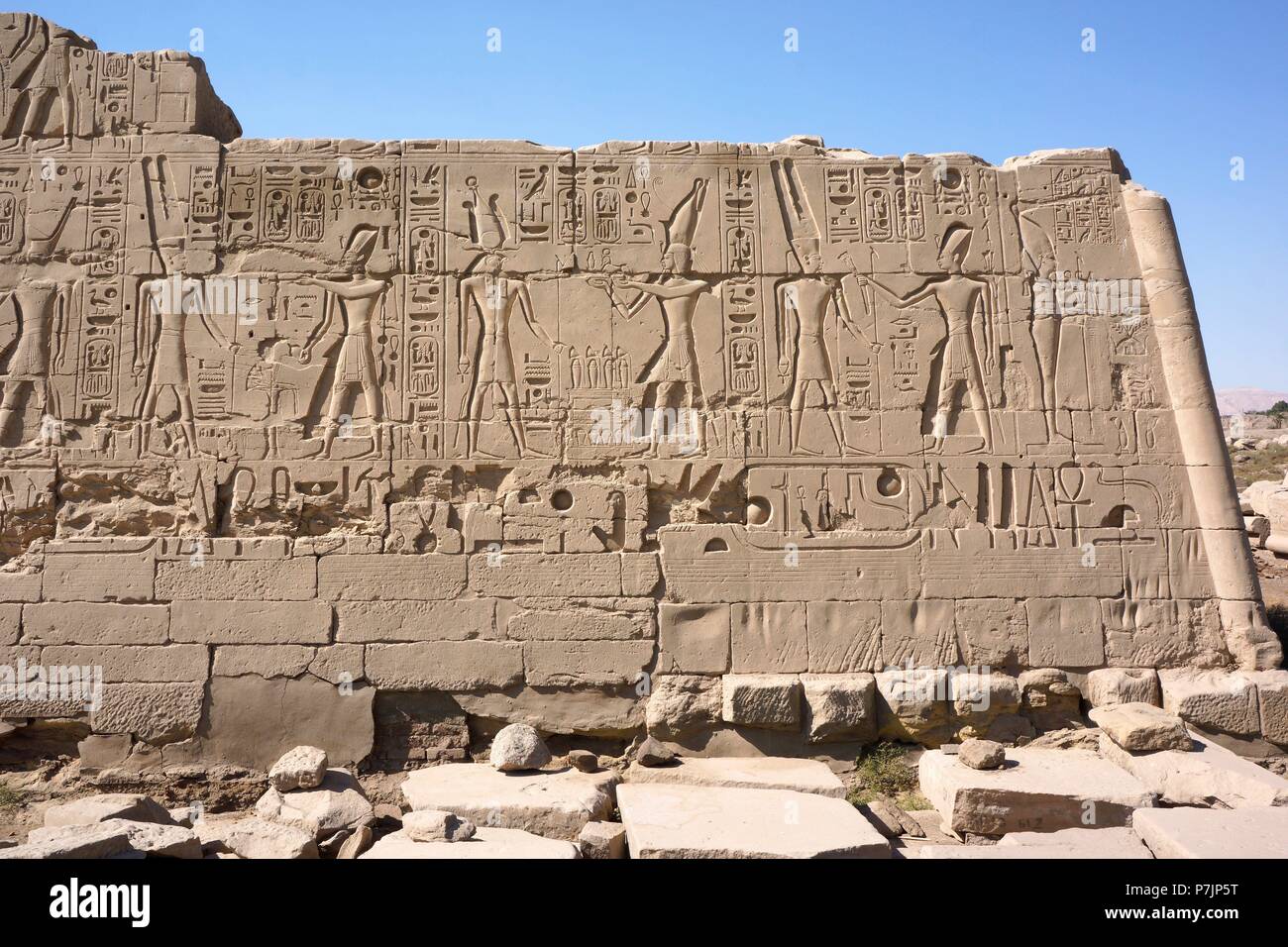 Karnak. Templo de Thutmose III. Templo de Tutmosis III (o Thutmose III ...