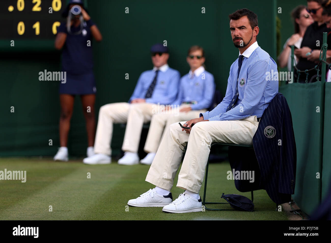 Only five judges hi-res stock photography and images - Alamy