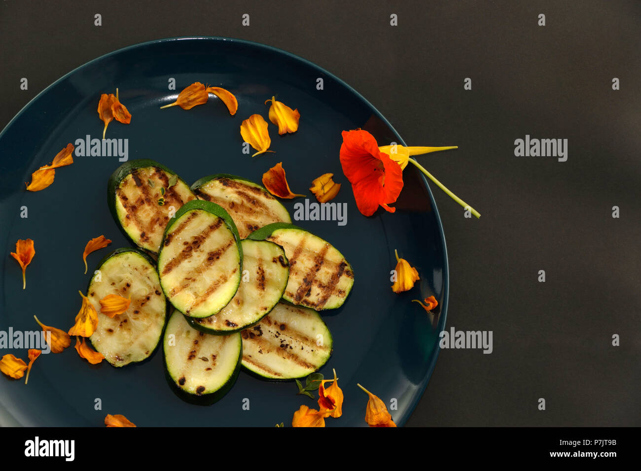 Courgette slices hi-res stock photography and images - Alamy