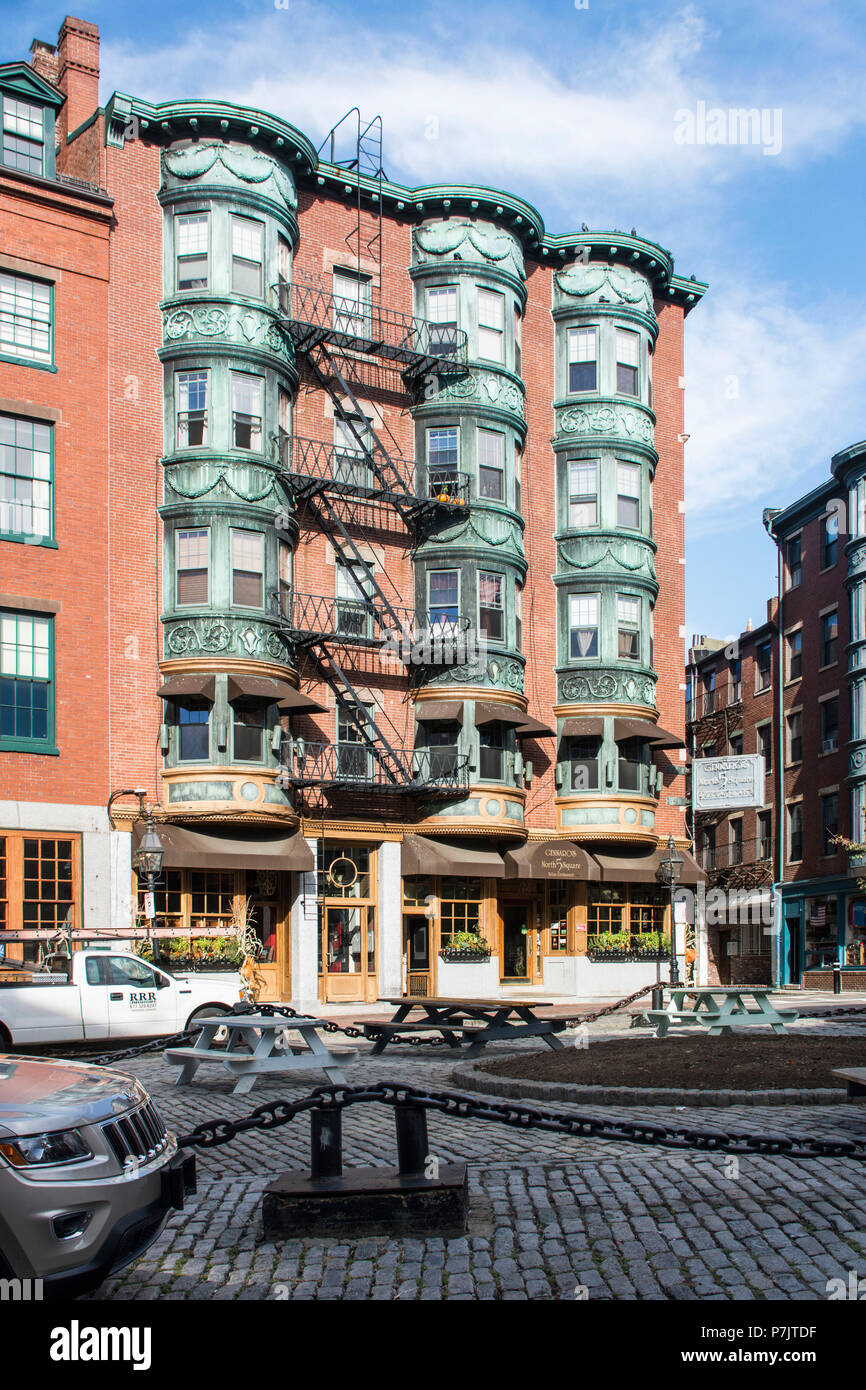 Old residential buildings hi-res stock photography and images - Alamy