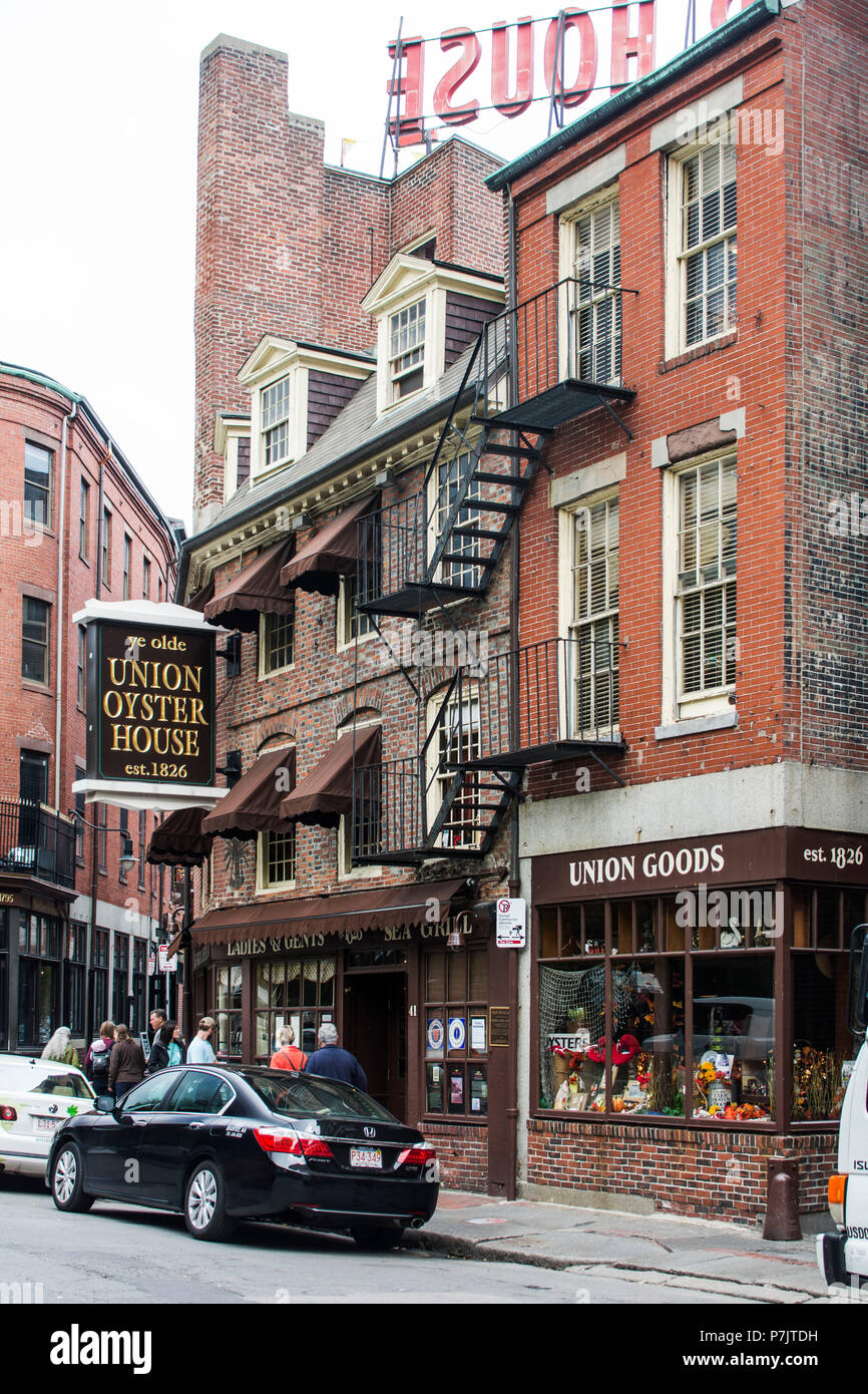 Boston houses boston usa hi-res stock photography and images - Alamy