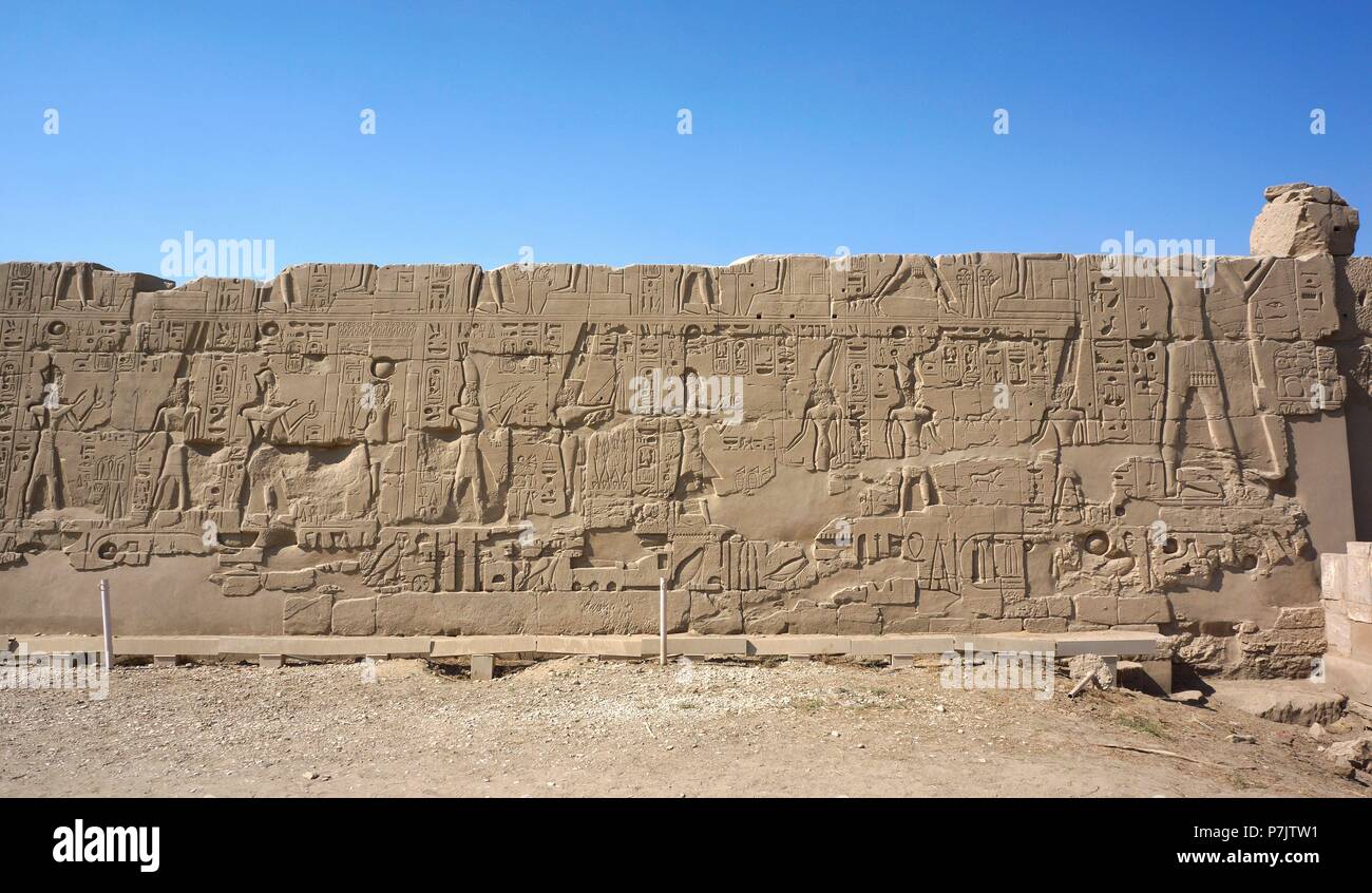Karnak. Templo de Thutmose III. Templo de Tutmosis III (o Thutmose III ...
