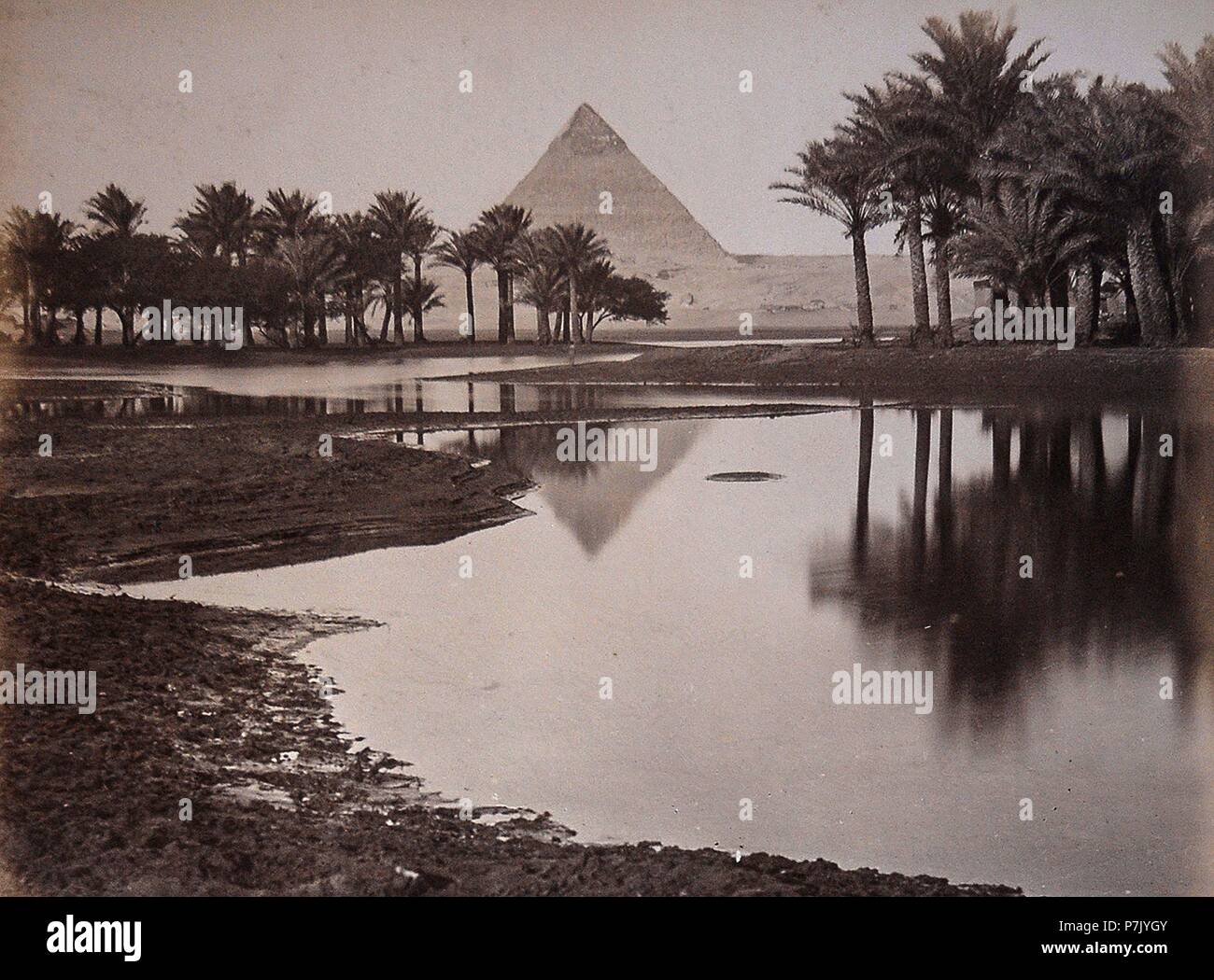 Pirámide de keops hi-res stock photography and images - Alamy