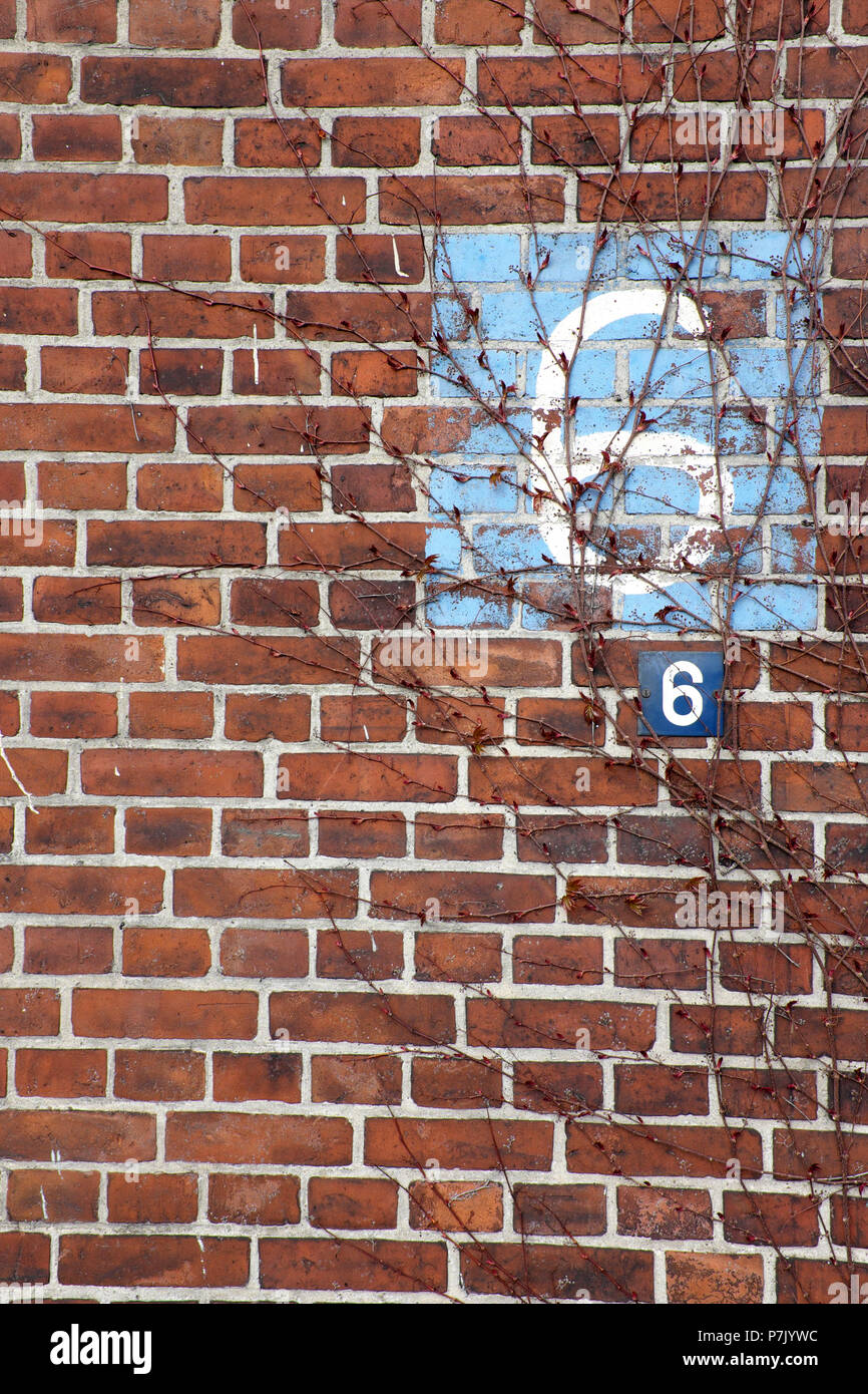 House number 6 Stock Photo - Alamy