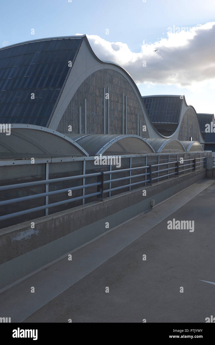 Wholesale market halls hi-res stock photography and images - Alamy