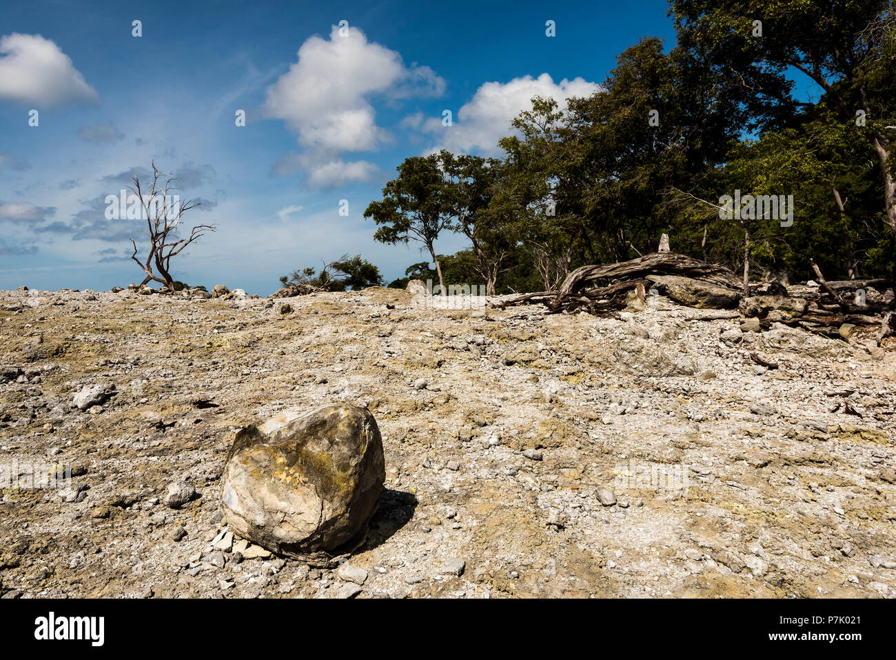 Magma rock hi-res stock photography and images - Alamy