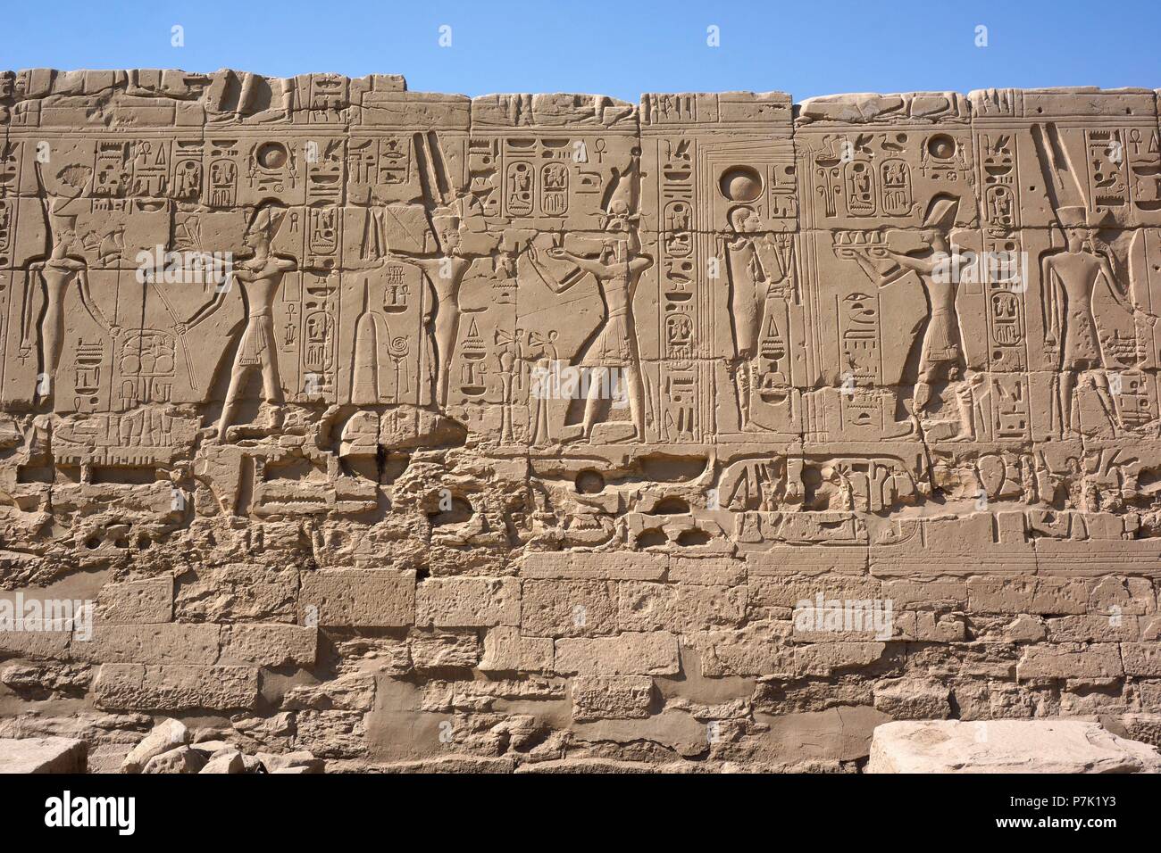 Karnak. Templo de Thutmose III. Templo de Tutmosis III (o Thutmose III ...