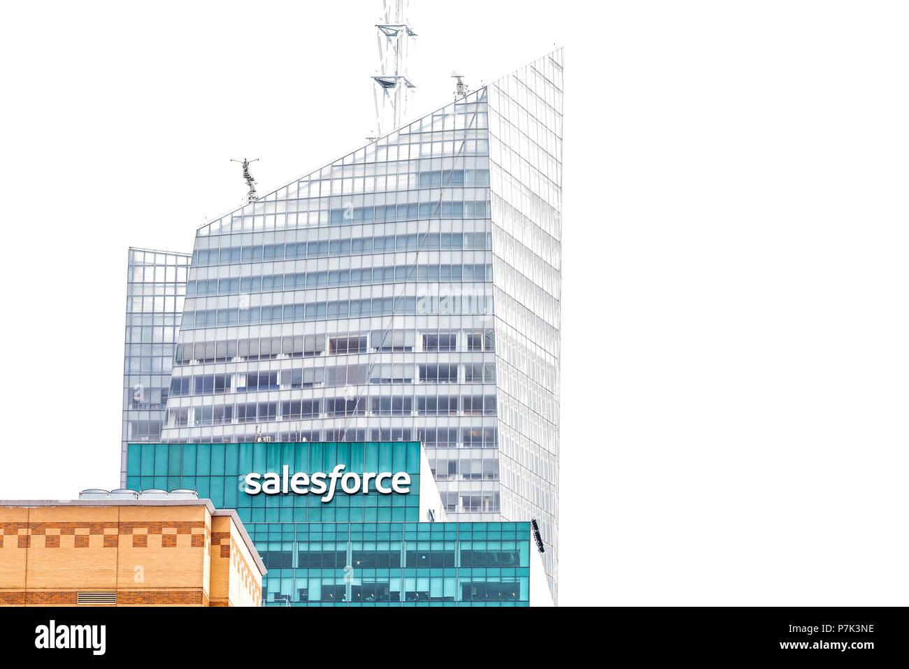 Rooftop sign support hi-res stock photography and images - Alamy