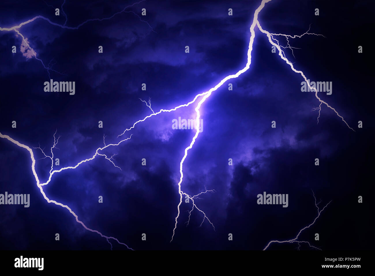 Stormy sky lightning hi-res stock photography and images - Alamy