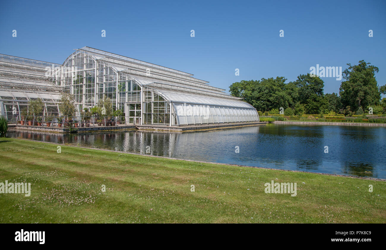 Royal horticultural societys garden at wisley in woking hi-res stock ...