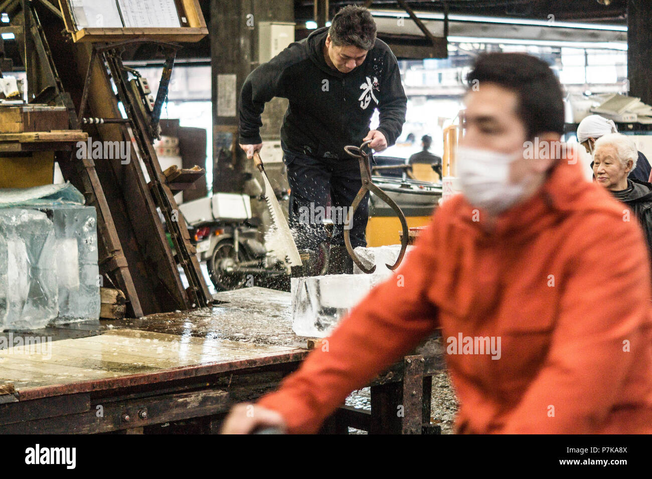 Ice worker hi-res stock photography and images - Alamy