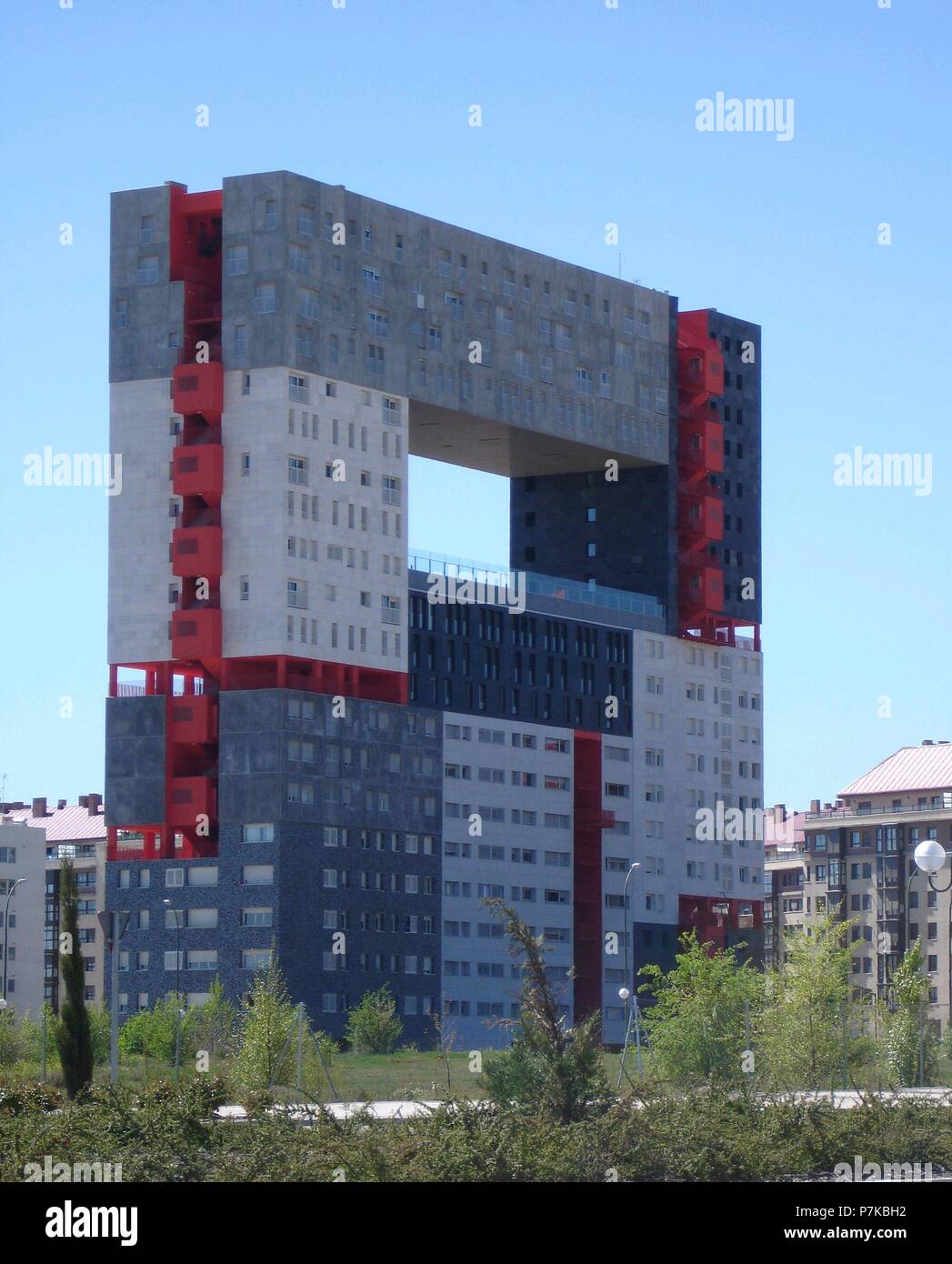 EDIFICIO MIRADOR EN SANCHINARRO - 2004. Author: LLEO BLANCA / ESTUDIO MVRDV. Location: EDIFICIO ...