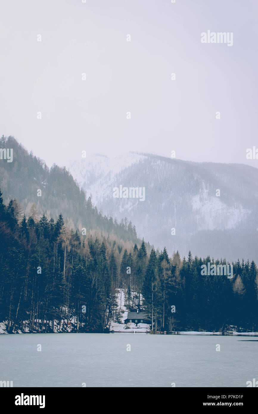 Schaffer lake hi-res stock photography and images - Alamy