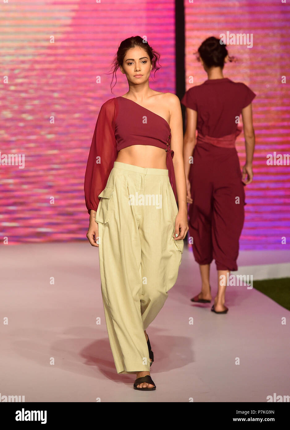 Colombo, Sri Lanka. 6th July, 2018. Models present creations for Yathra ...