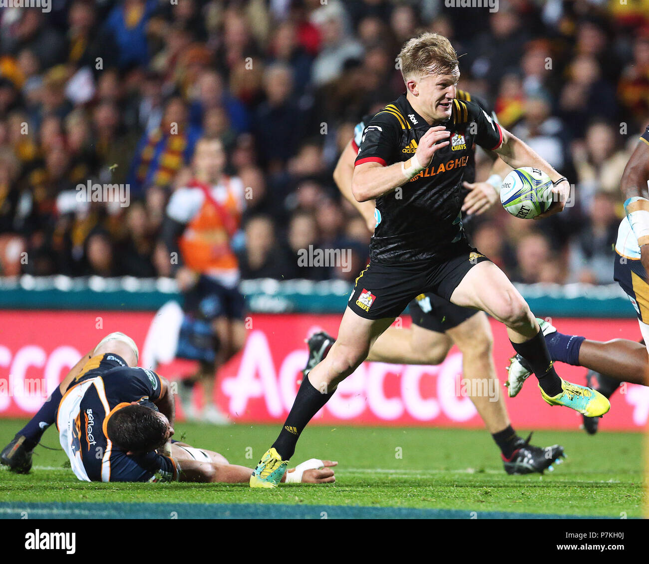 7th 2018, FMG Stadium Waikato, Hamilton, New Zealand; Super Rugby ...