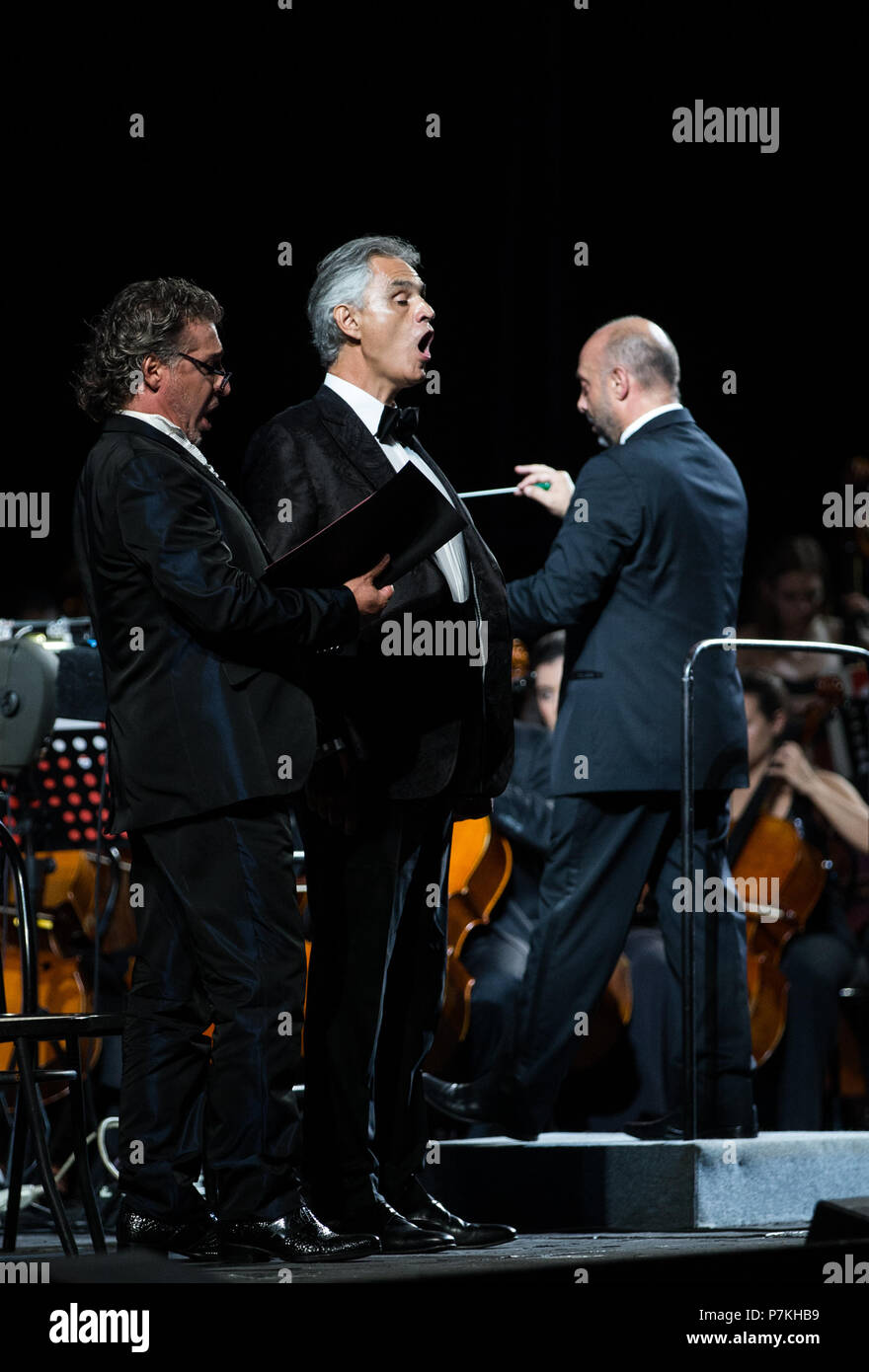 Alberto bocelli hi-res stock photography and images - Alamy