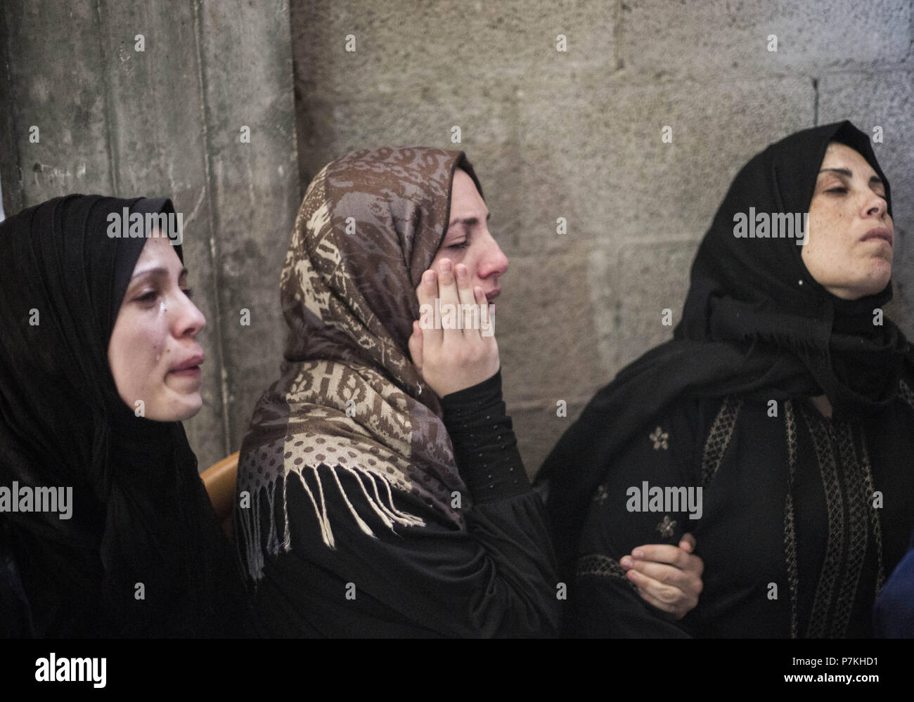 Gaza City, The Gaza Strip, Palestine. 7th July, 2018. Relatives of ...