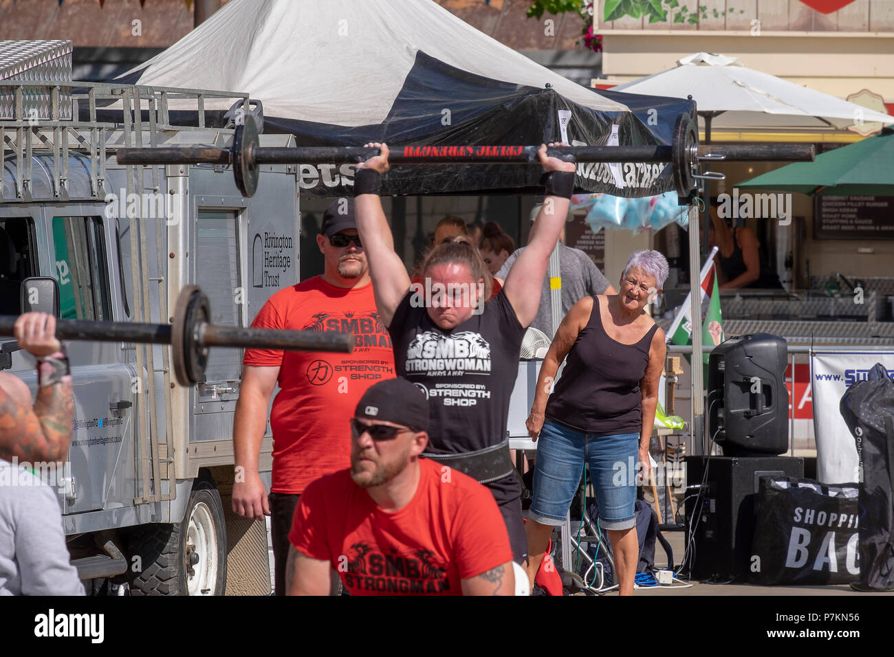 Female strongman hi-res stock photography and images - Alamy