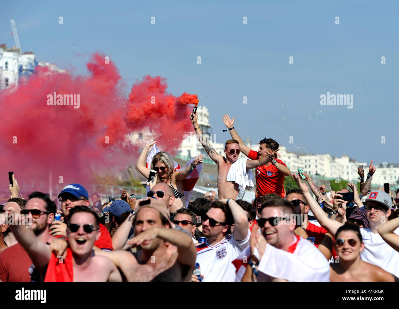 Football fans flare hi-res stock photography and images - Alamy