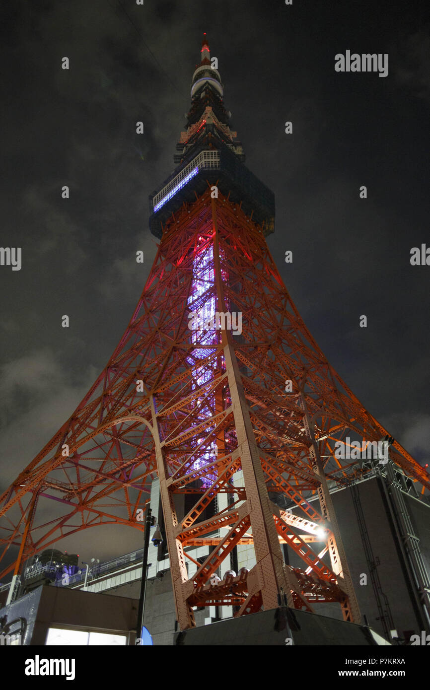 Tokyo, Japan. 7th July, 2018. Tokyo Tower is illuminated to celebrate ...