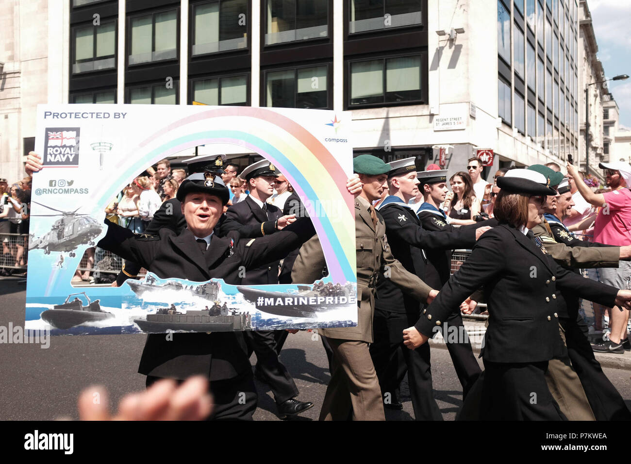 Marching band marchers hi-res stock photography and images - Alamy
